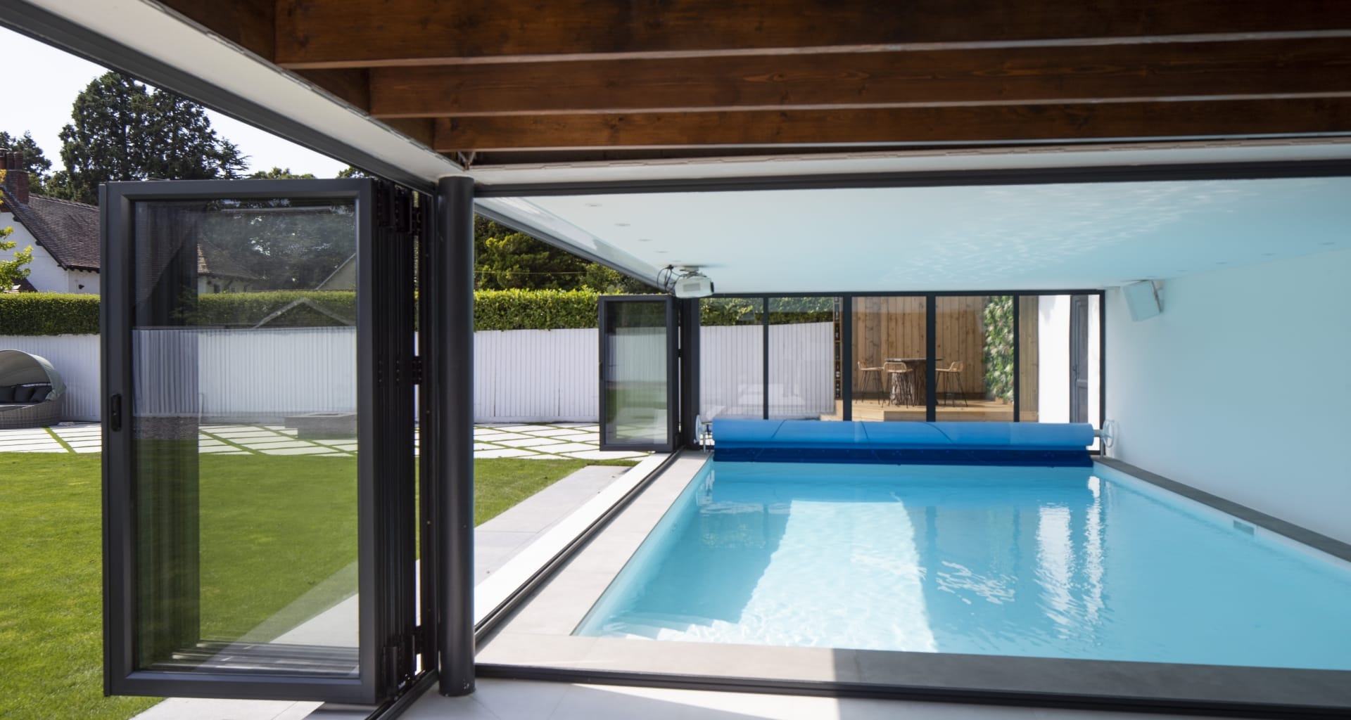 Stunning Pool House in South Wales - ALUK